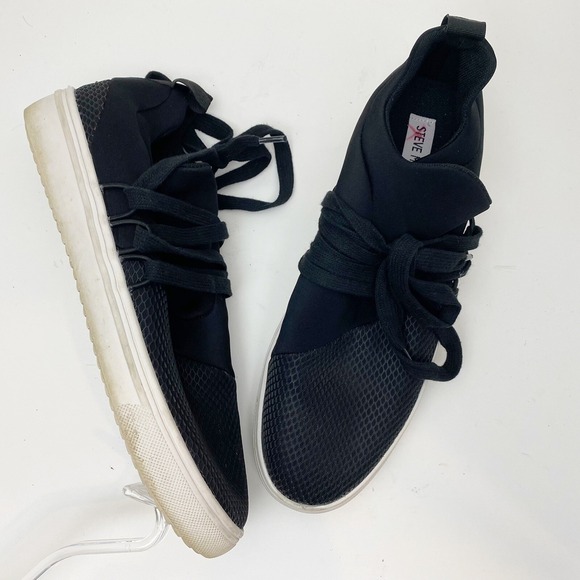 Steve Madden | Shoes | Steve Madden Lancer Black Fabric Sneakers Womens ...